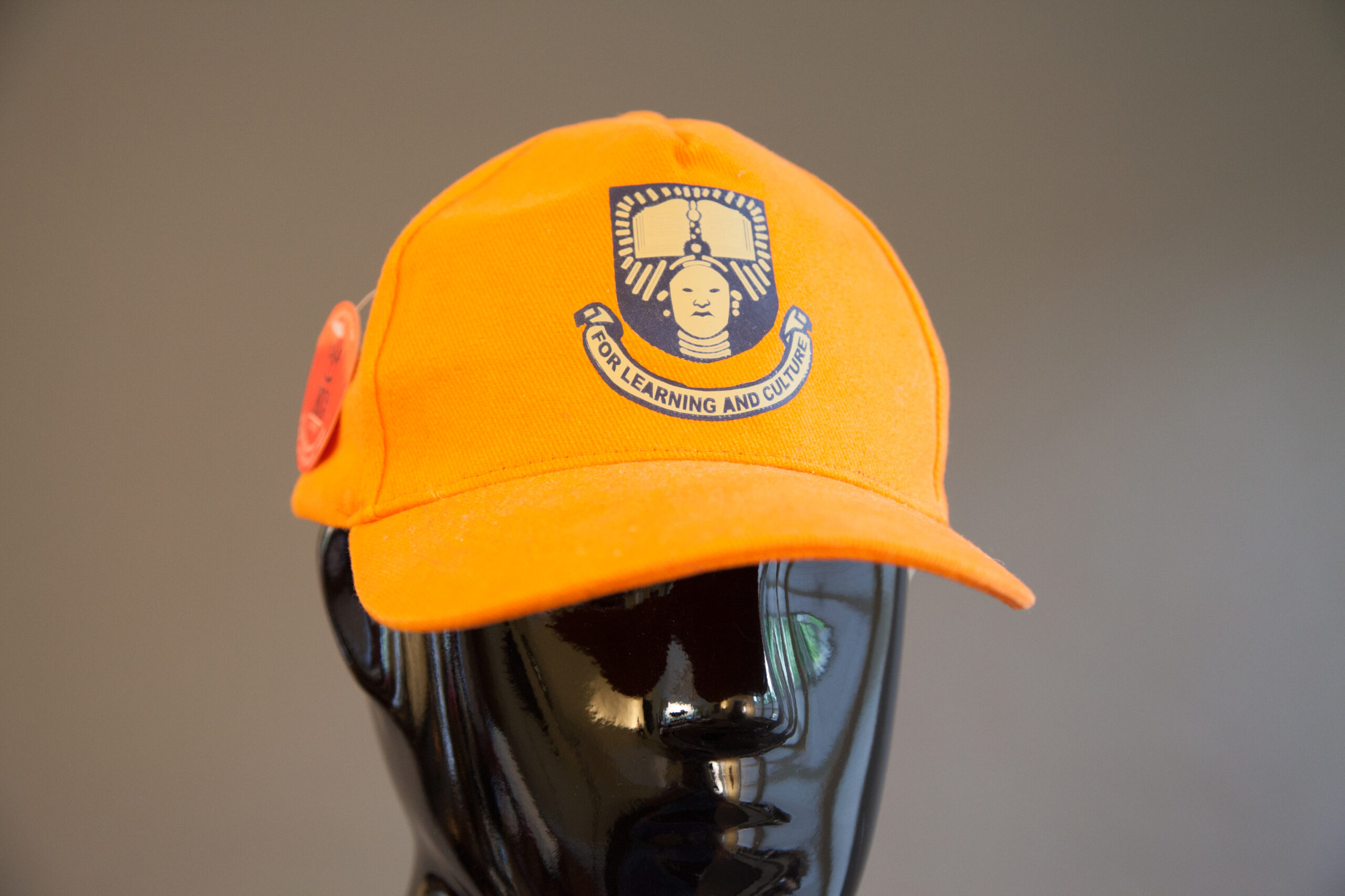 University of Ife cap with Odudua portrait - The Sacred Arts of the ...